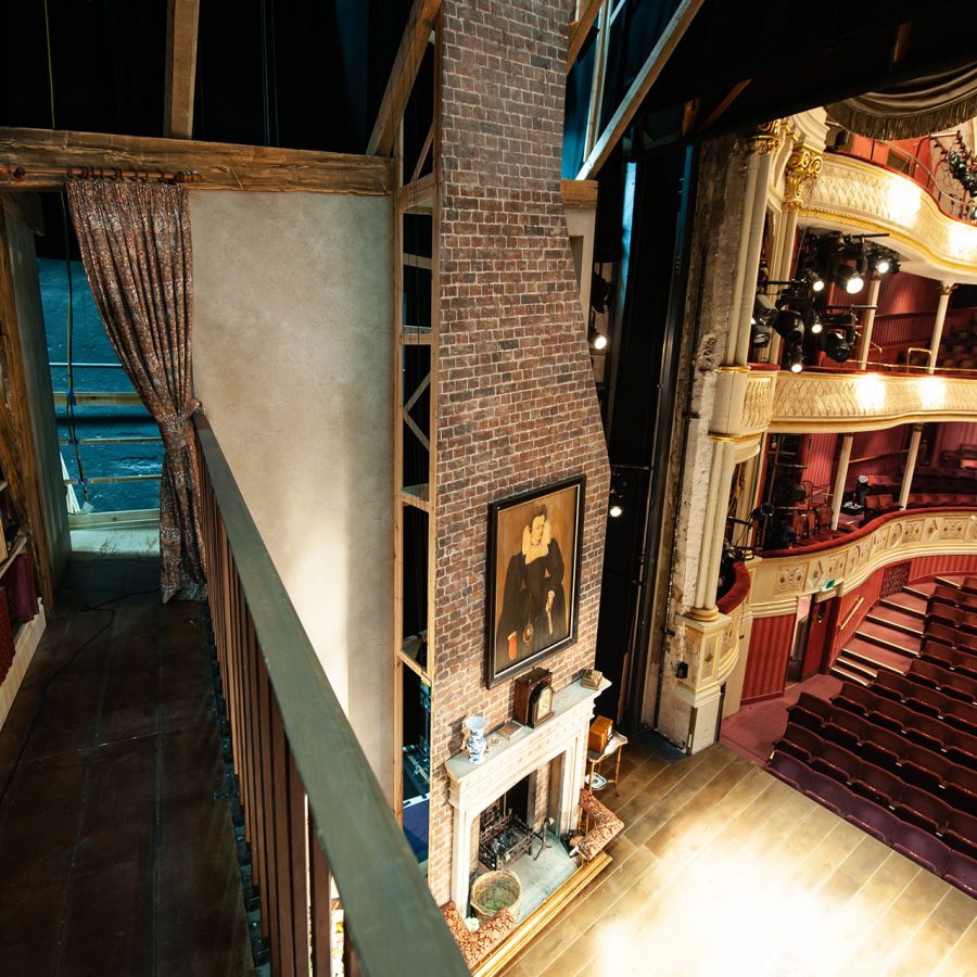 Blithe Spirit – Splinter Scenery