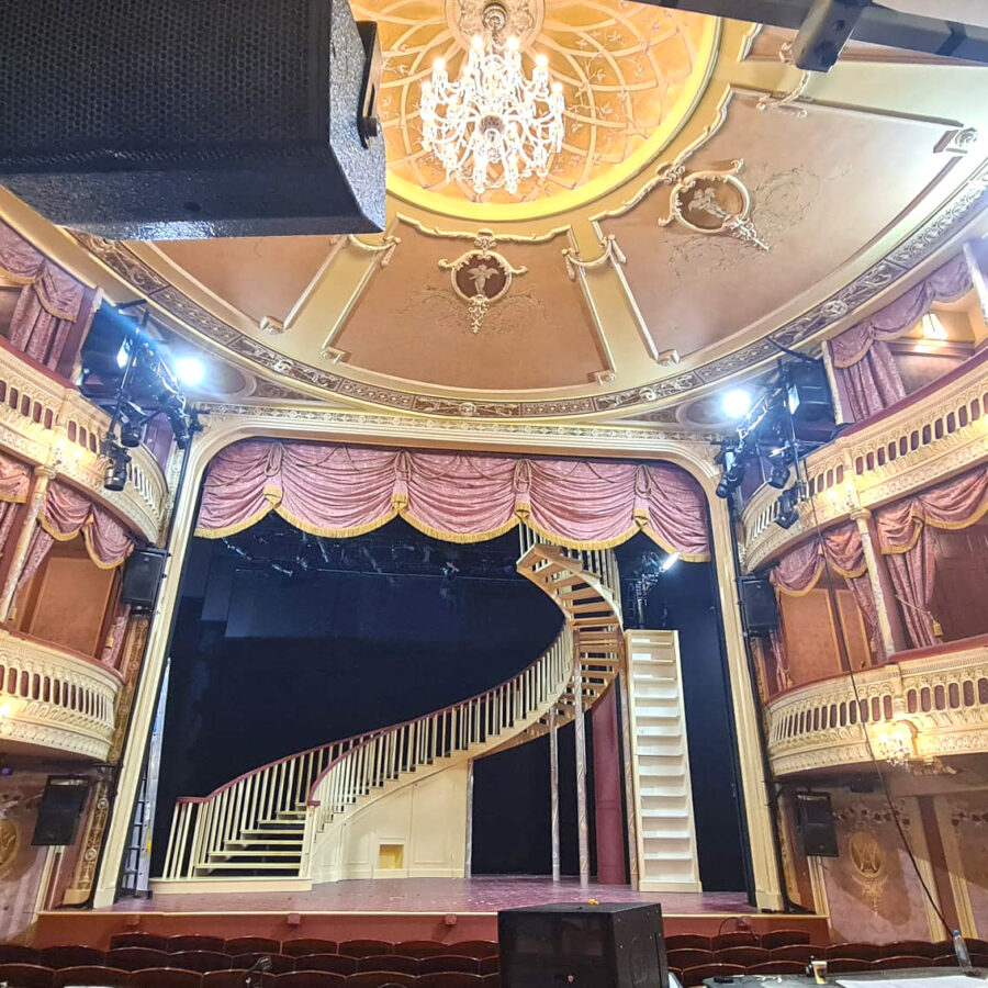 Pride & Prejudice* (*Sort Of) – Splinter Scenery